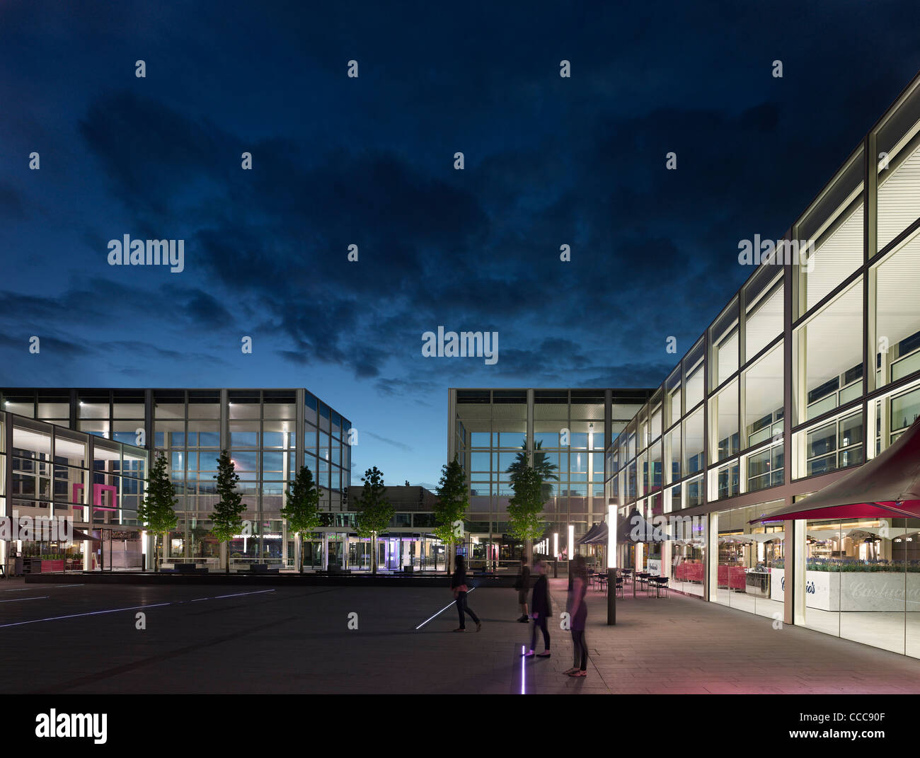 MILTON KEYNES SHOPPING CENTRE QUEEN'S COURT ALLIES AND MORRISON MILTON ...