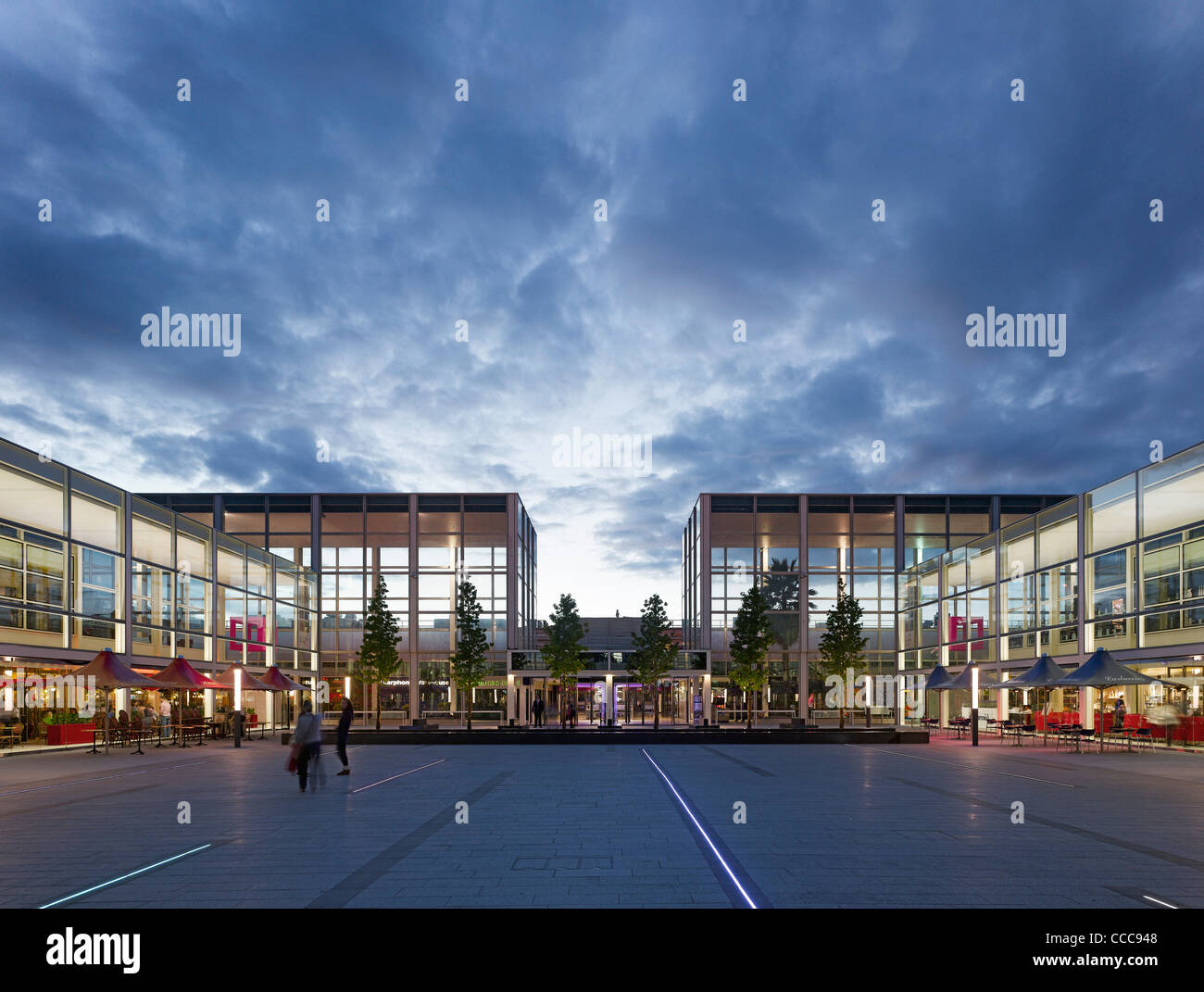 MILTON KEYNES SHOPPING CENTRE QUEEN'S COURT ALLIES AND MORRISON MILTON ...