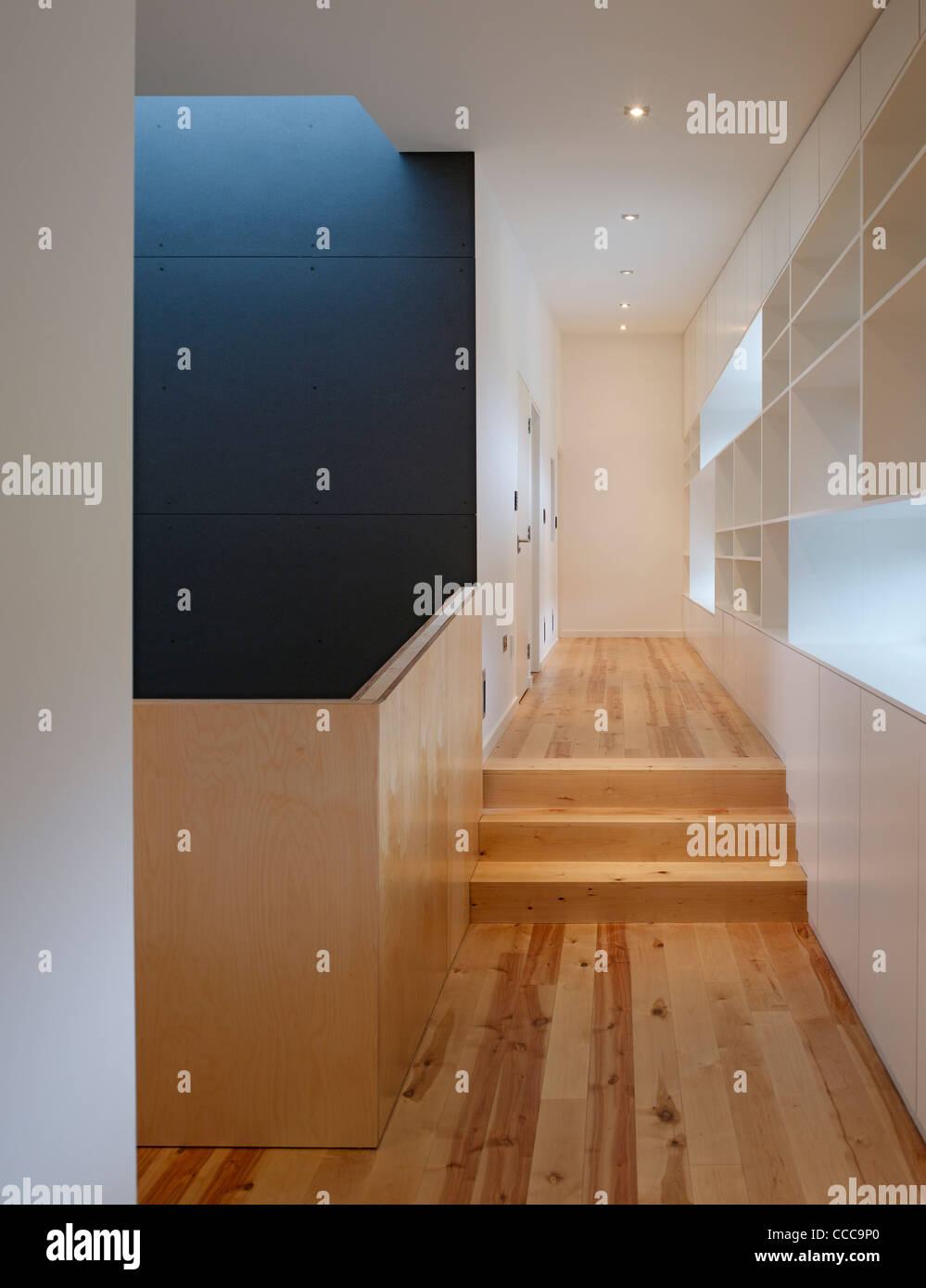 The dolmen house hi-res stock photography and images - Alamy