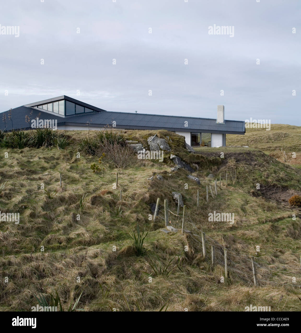 HOUSE DONEGAL HOUSE IN LANDSCAPE Stock Photo - Alamy