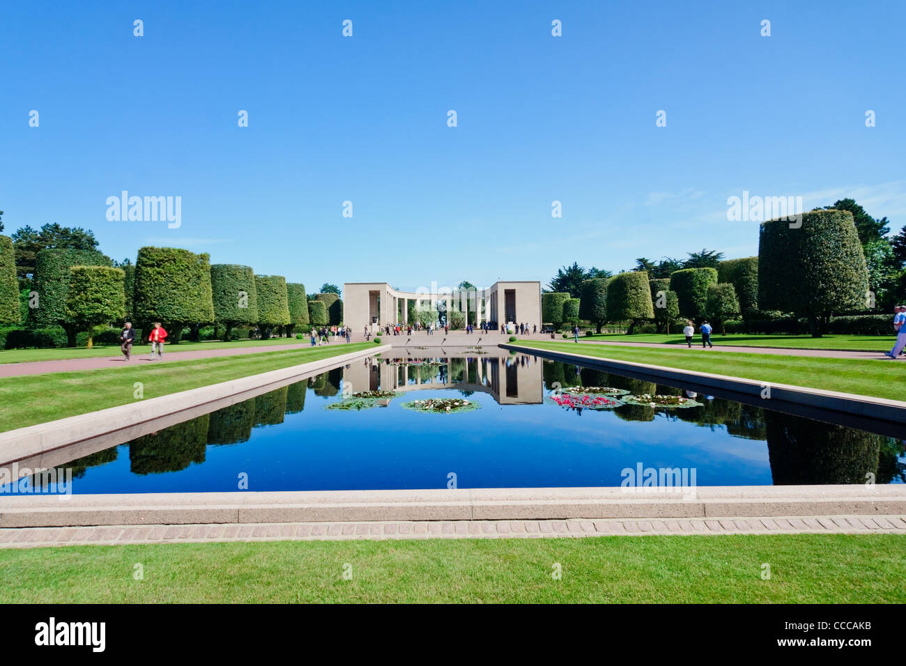 Us normandy memorial and cemetery hi-res stock photography and images ...