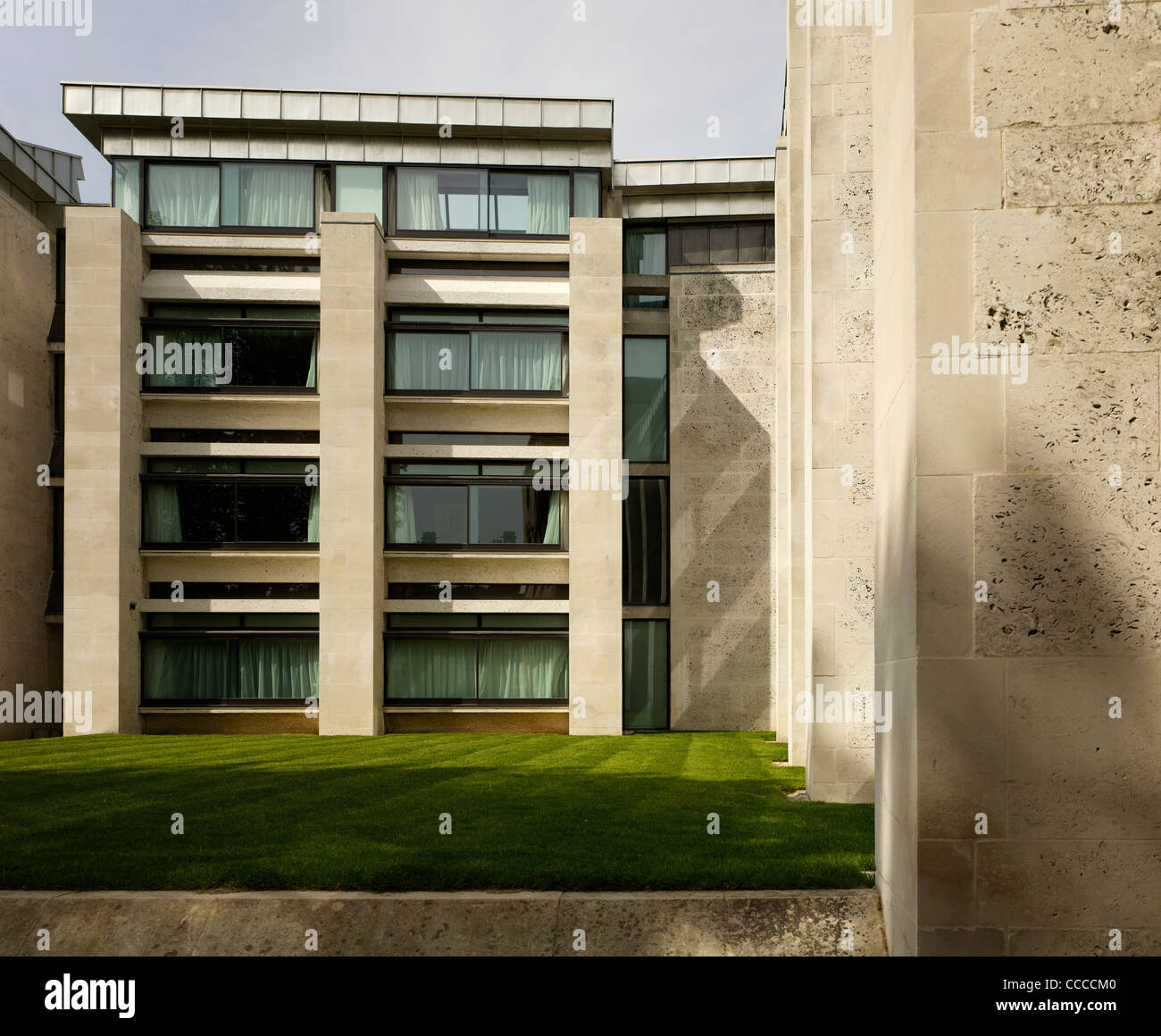 Powell And Moya''S Blue Boar Quad At Christ Church, Oxford University ...