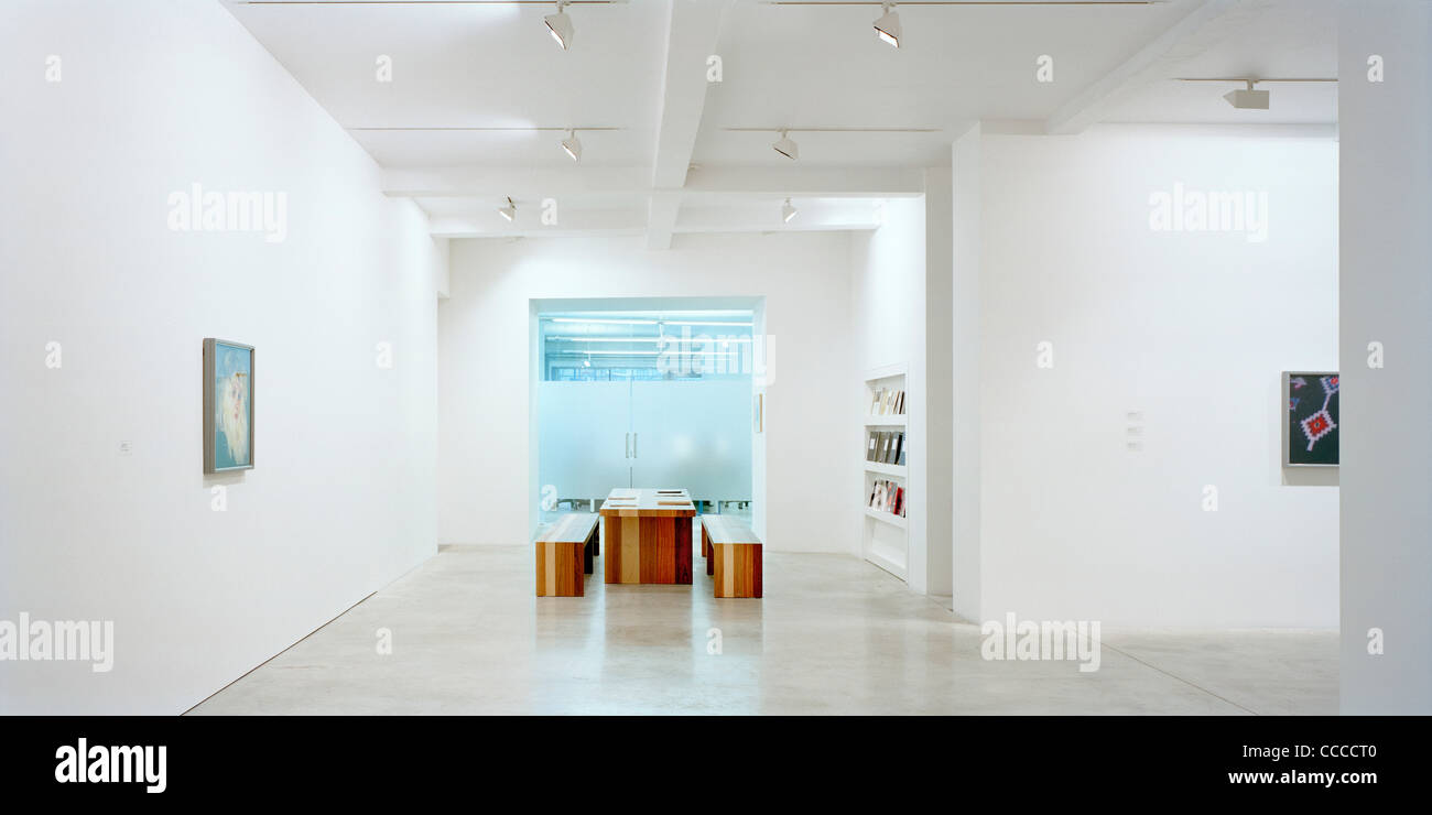 Unit london art gallery hi-res stock photography and images - Alamy