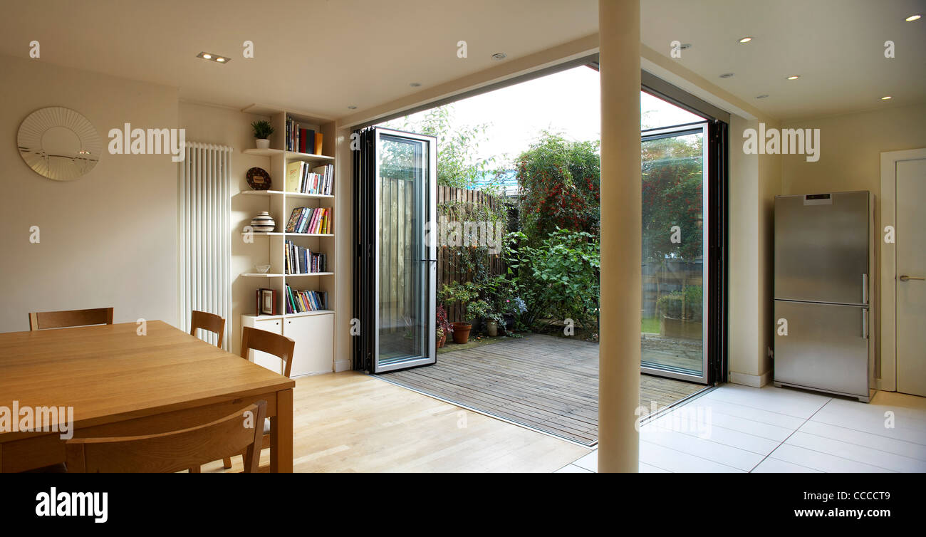 PRIVATE HOUSE ARCHICRAFT ROB MATHISON SOUTH WOODFORD LONDON UK 2009 ...