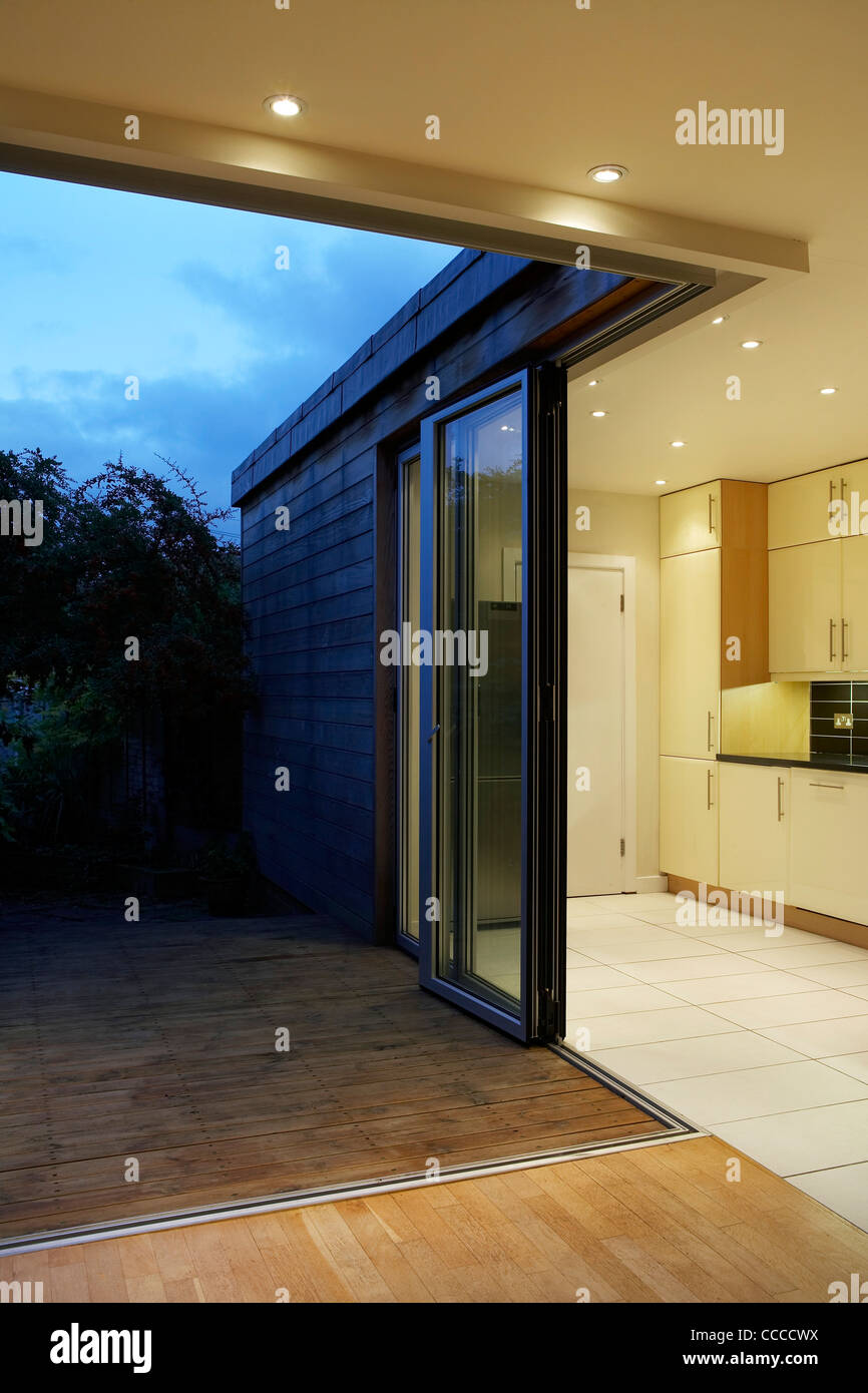 PRIVATE HOUSE ARCHICRAFT ROB MATHISON SOUTH WOODFORD LONDON UK 2009 ...