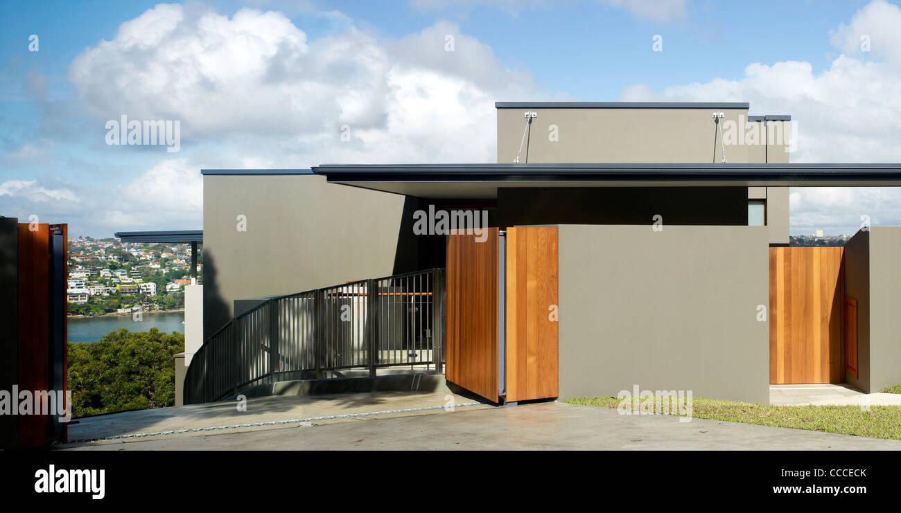 House in Manley, Sydney, Australia, by Assemblage - Peter Chivers ...