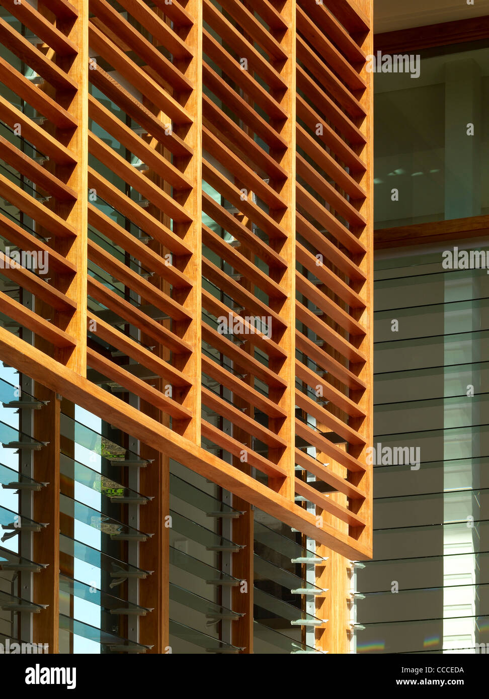 House in Manley, Sydney, Australia, by Assemblage - Peter Chivers ...