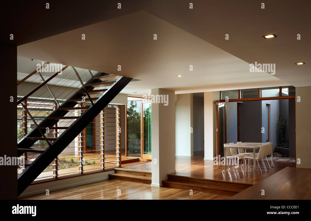 House in Manley, Sydney, Australia, by Assemblage - Peter Chivers ...