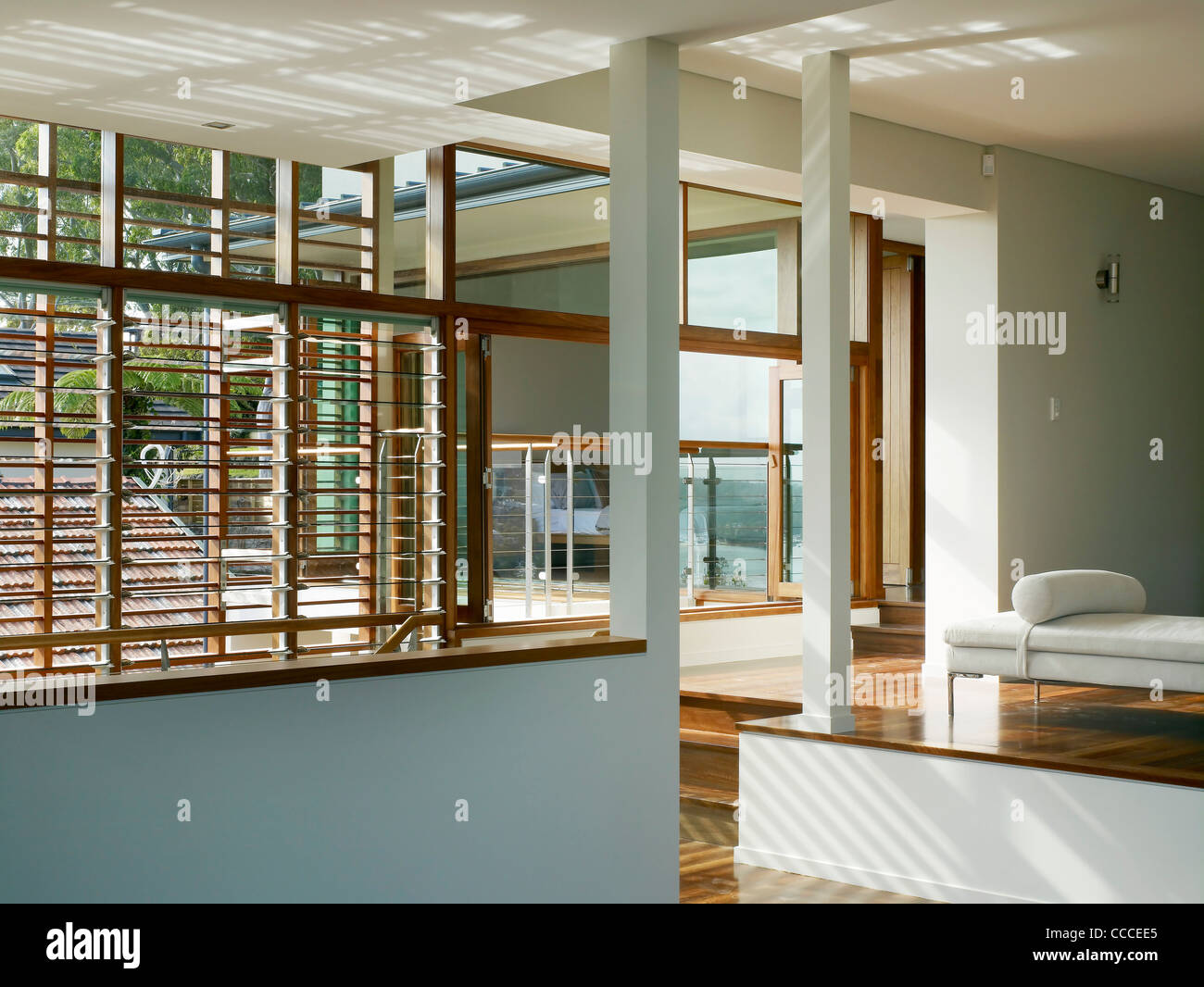 House in Manley, Sydney, Australia, by Assemblage - Peter Chivers ...