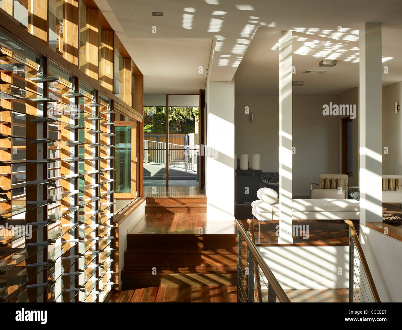 House in Manley, Sydney, Australia, by Assemblage - Peter Chivers ...