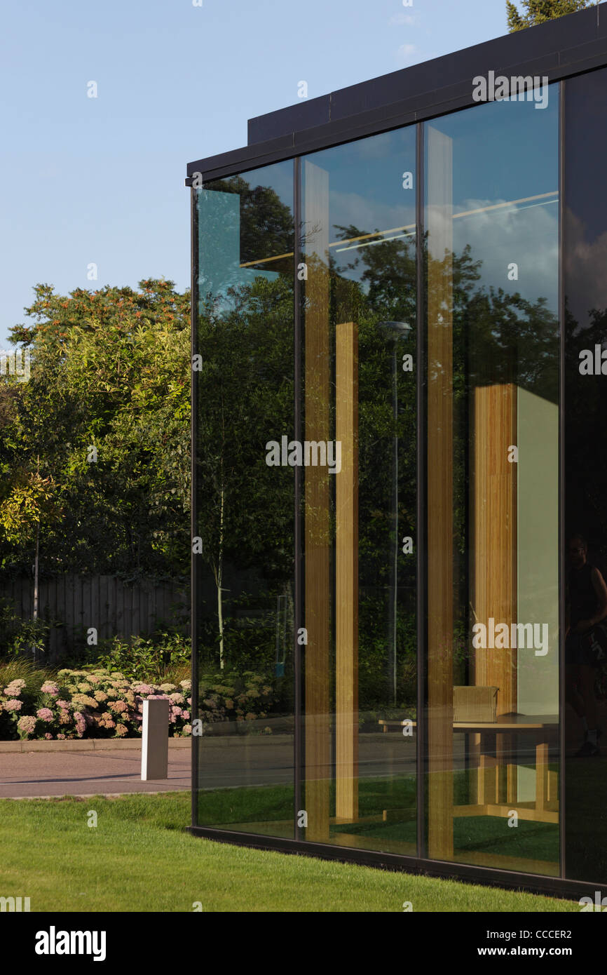 Deborah saunt and david hills hi-res stock photography and images - Alamy