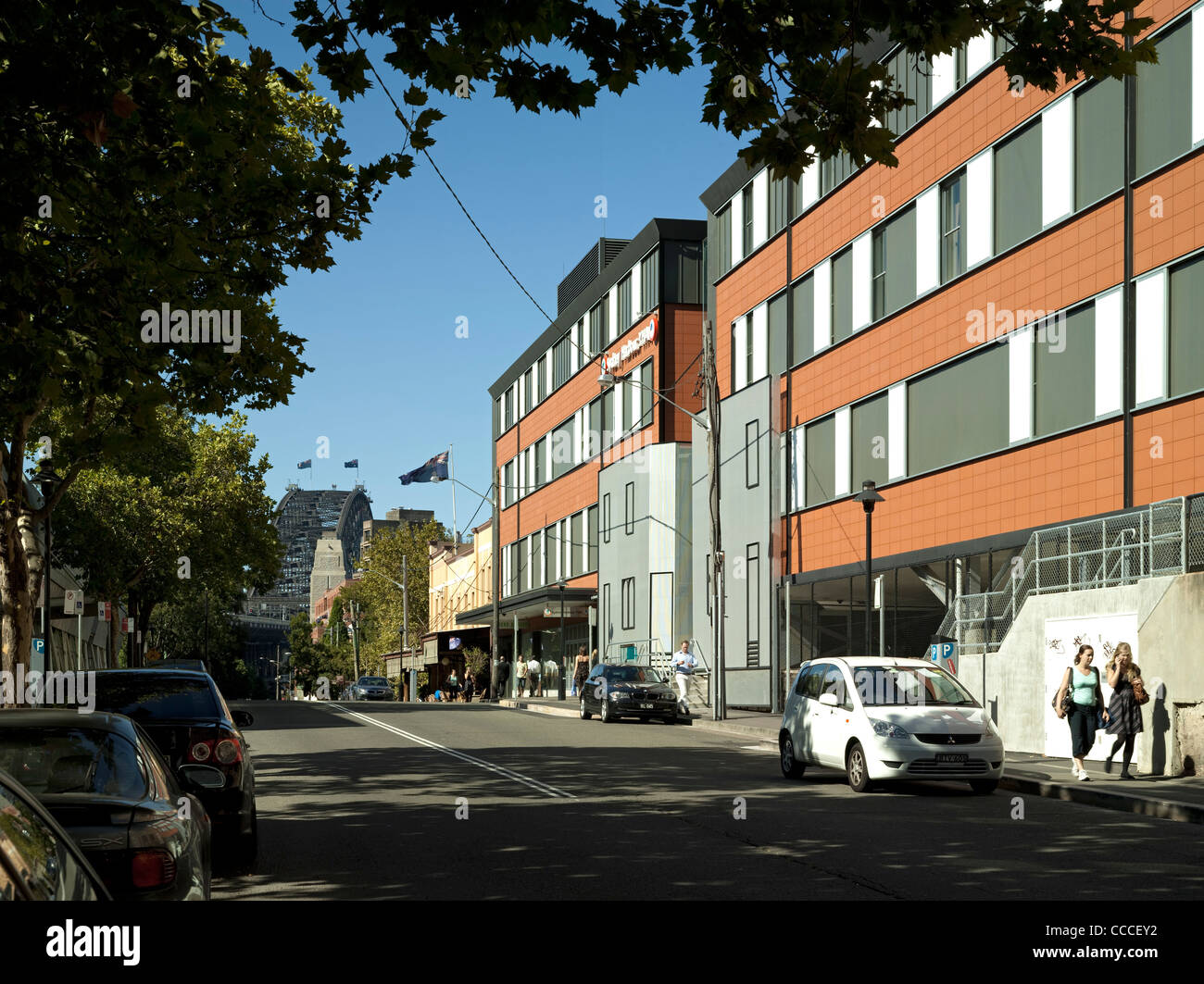 SYDNEY HARBOUR, YHA, SYDNEY, AUSTRALIA, 2010 Stock Photo - Alamy
