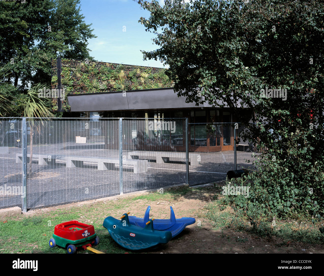 Sure start children centre hi-res stock photography and images - Alamy