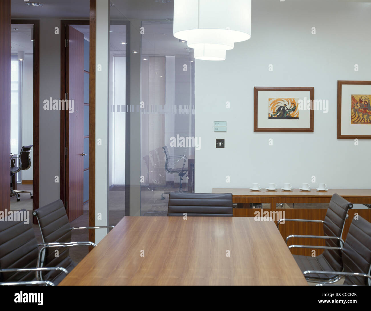 MELLON FINANCIAL CENTRE MEETING ROOM Stock Photo - Alamy