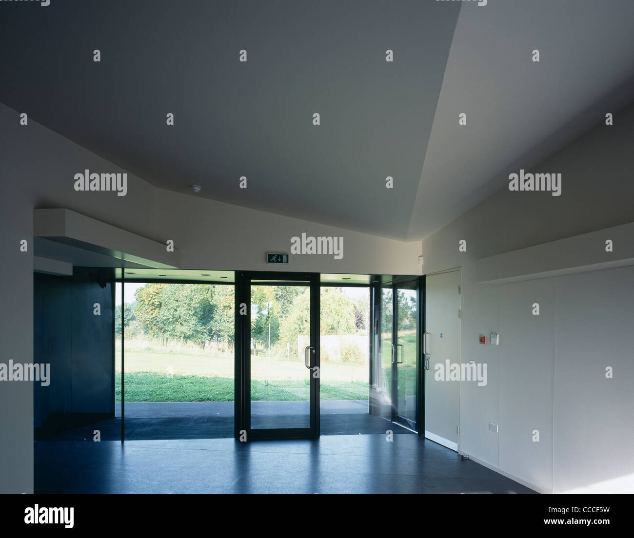 Main door designs hi-res stock photography and images - Alamy