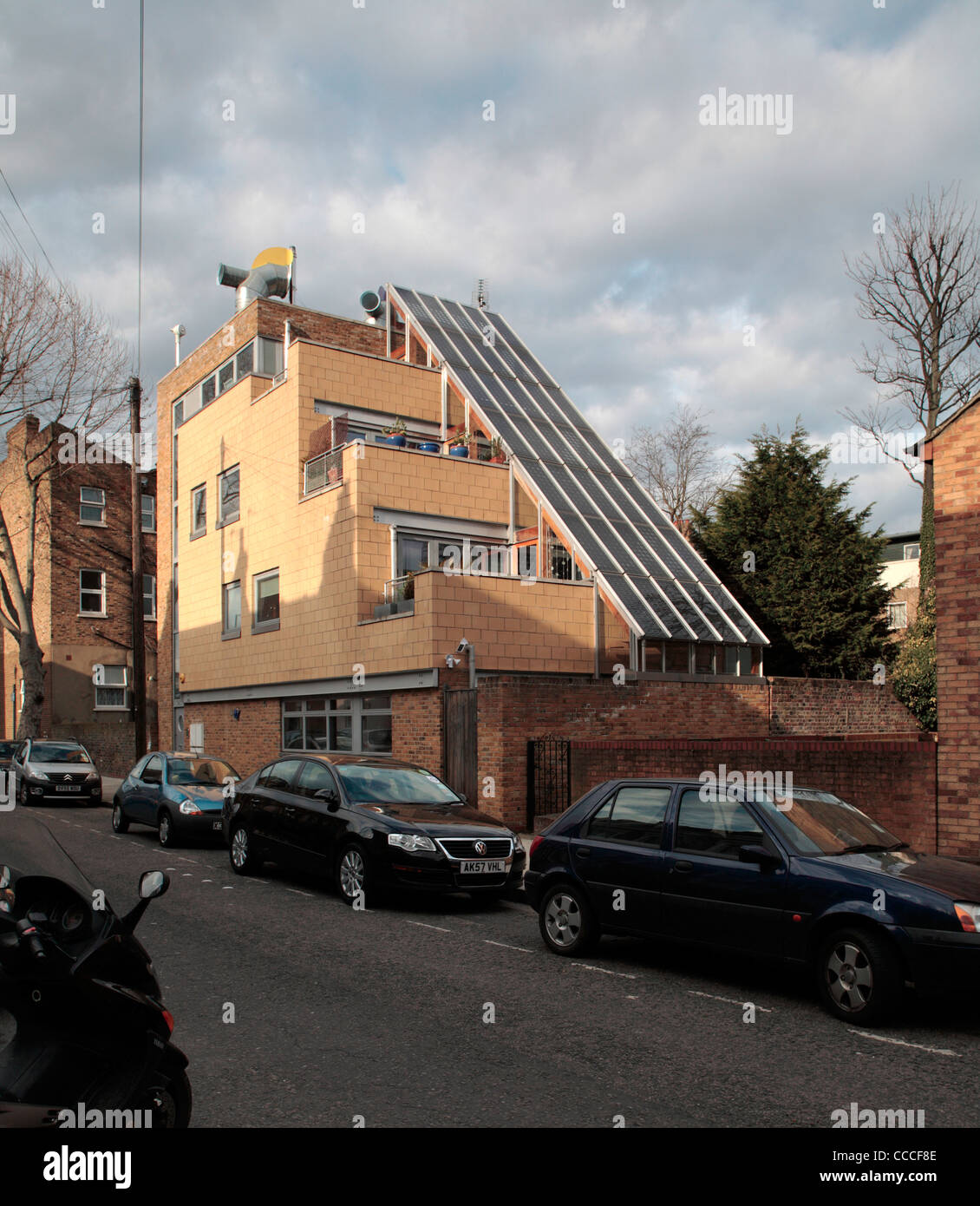 bowzed development, tomlins grove, london. architect: bill dunster-zed ...