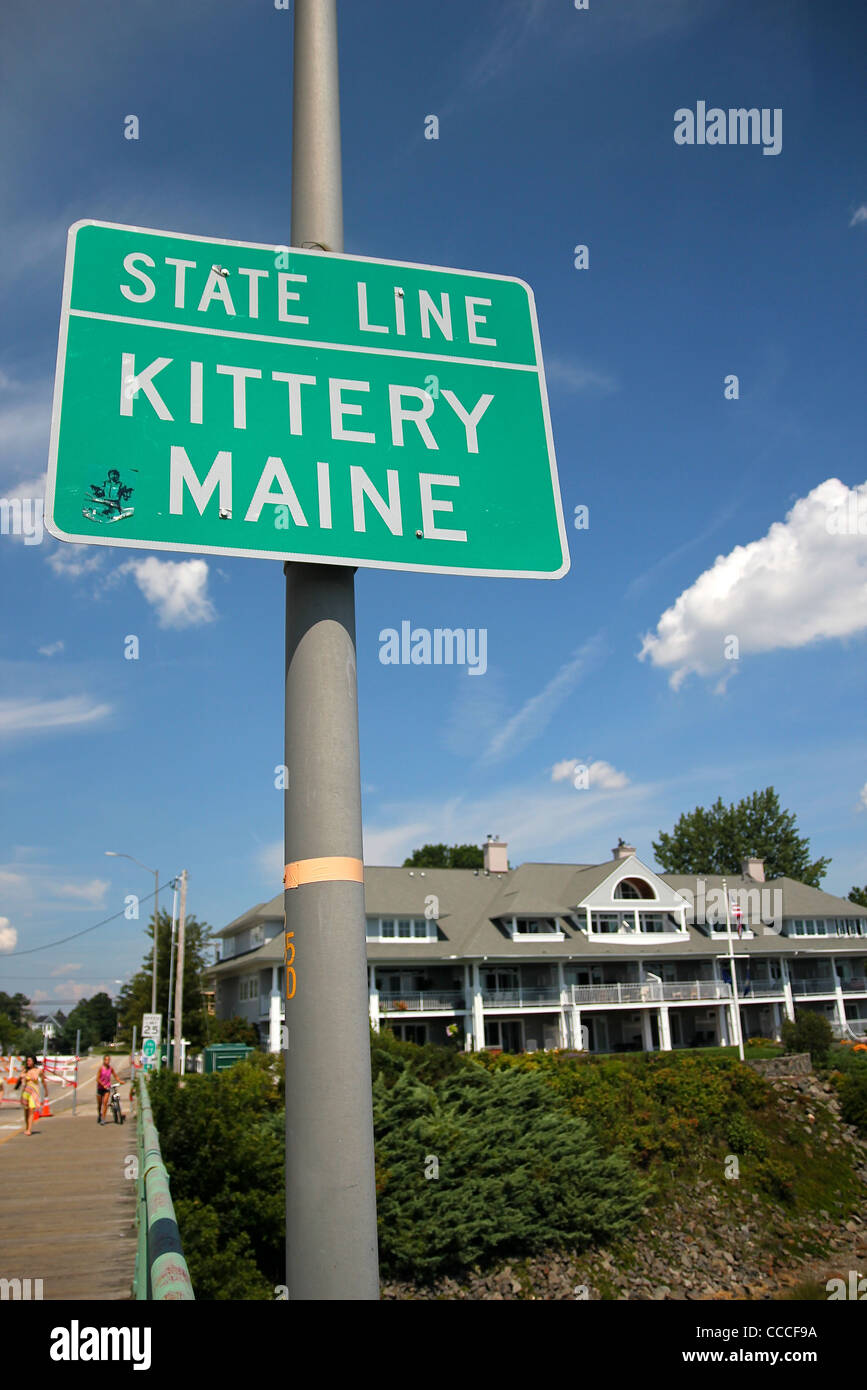 "State Line" sign at the border of Portsmouth, New Hampshire, and ...