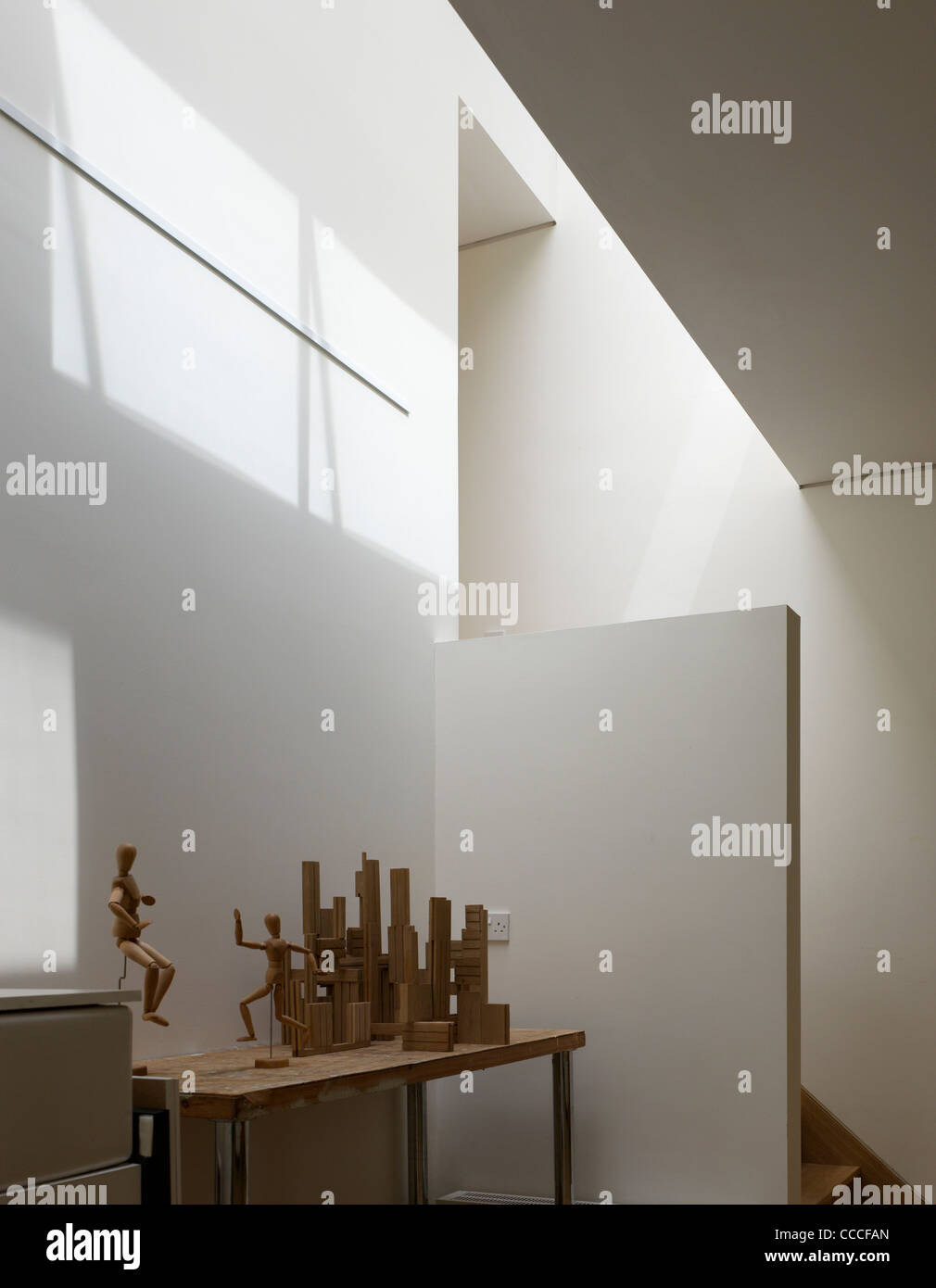 CYPHER HOUSE DAVID WILD SACKS MAGUIRE PRIVATE HOME TOP-LIT STAIRCASE ...