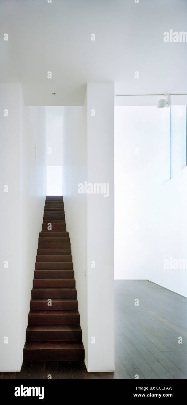 Victoria miro gallery hi-res stock photography and images - Alamy