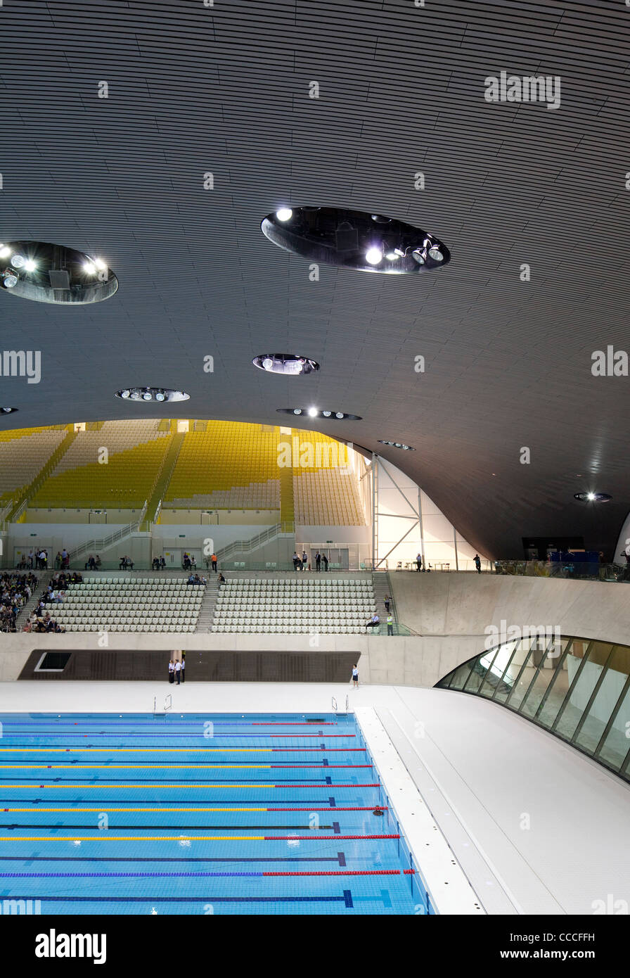 Aquatic centre london interior hi-res stock photography and images - Alamy