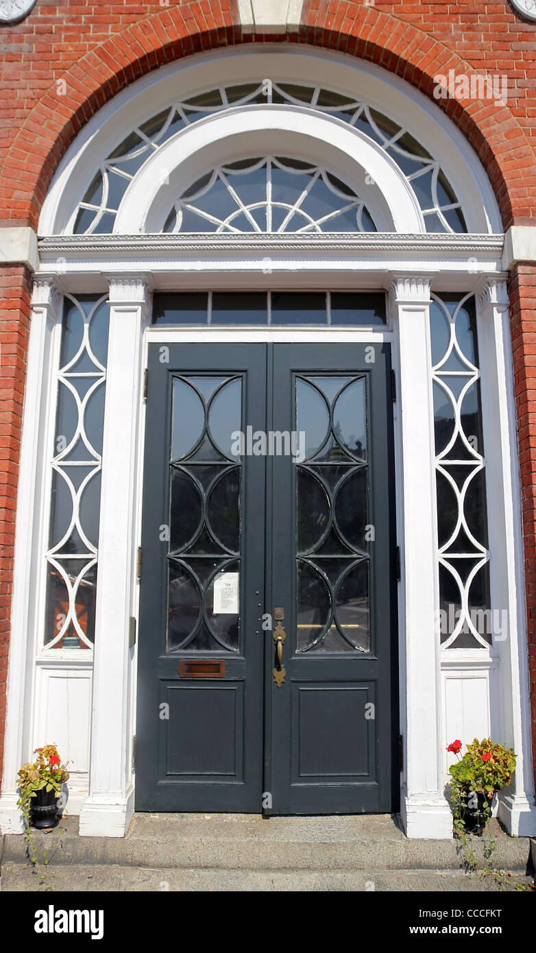 Library entrance sign hi-res stock photography and images - Alamy