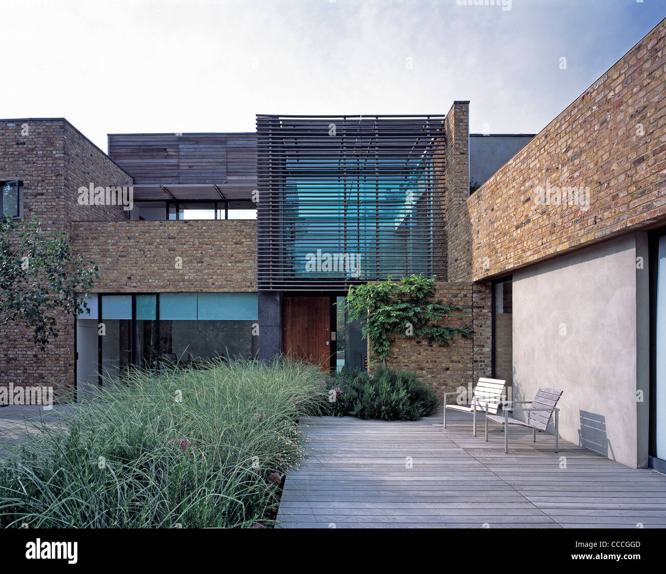 live work development stamford brook overall view: rear courtyard Stock ...