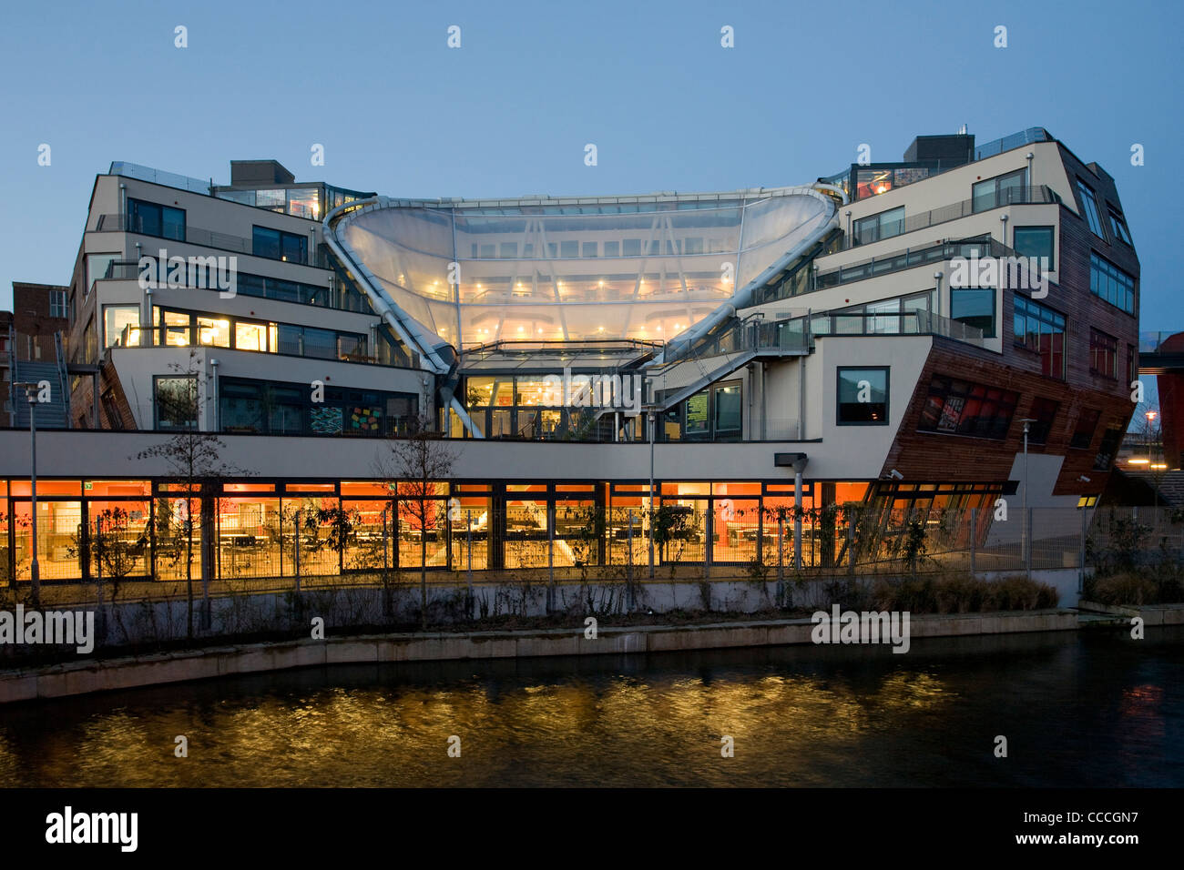 Bridge Academy, Hackney, United Kingdom, 2008 Stock Photo - Alamy