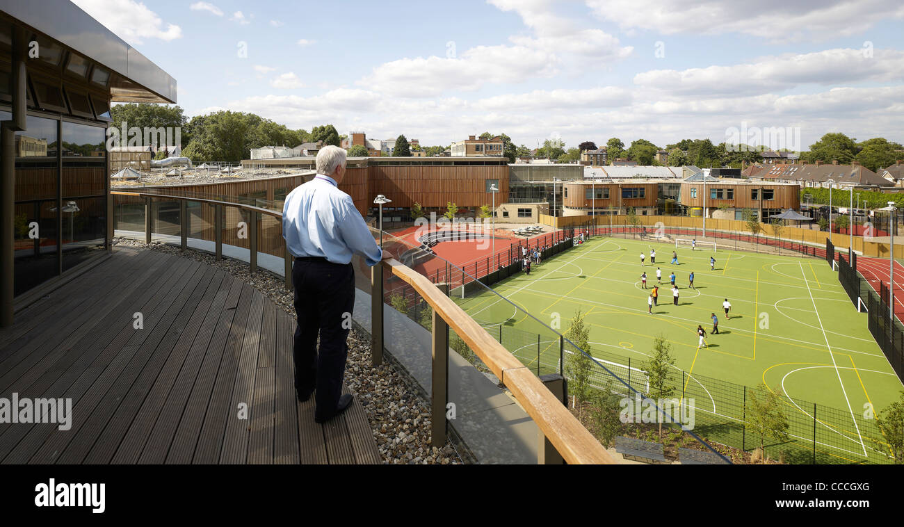 roof terrace - a new co-educational comprehensive secondary school in ...