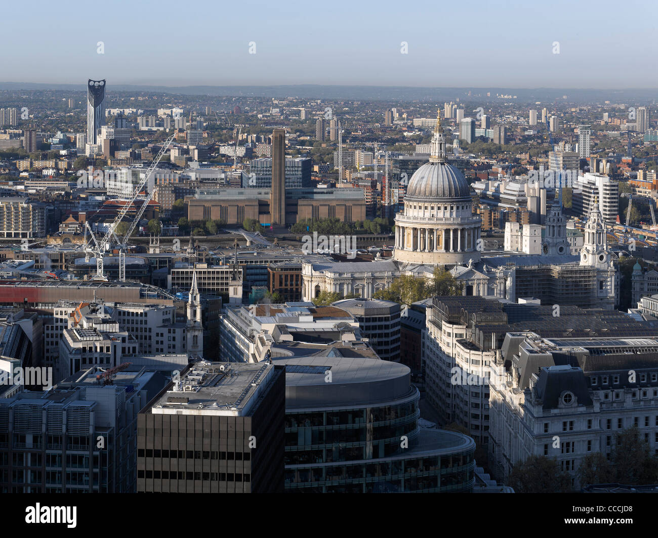 Strata tower london skyscraper hi-res stock photography and images - Alamy