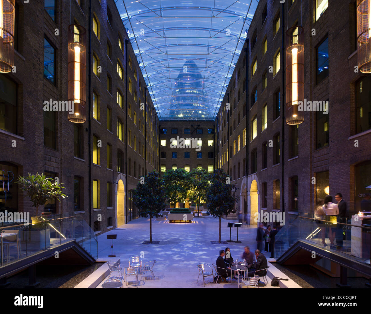 Devonshire square london hi-res stock photography and images - Alamy