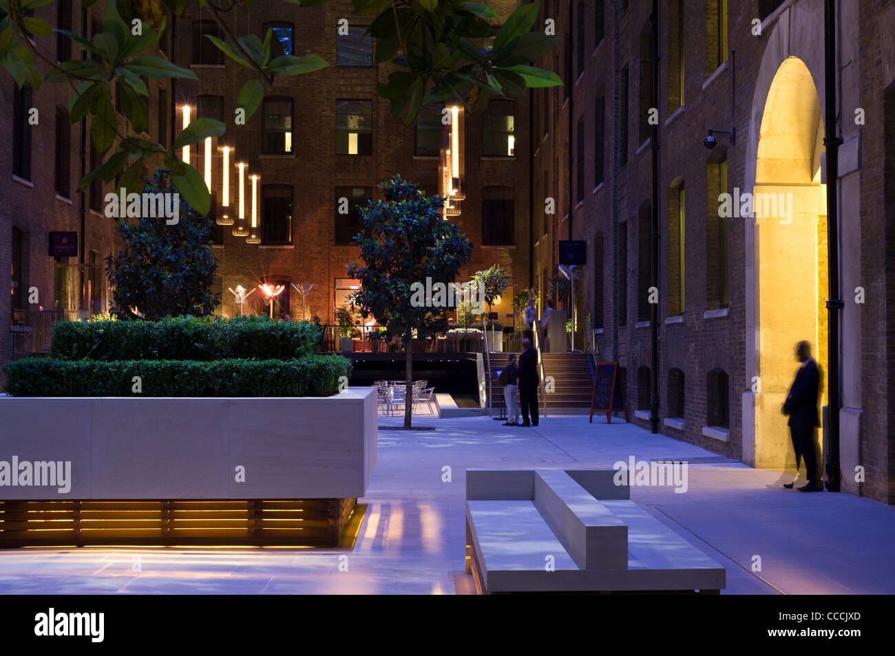 Devonshire square london hi-res stock photography and images - Alamy