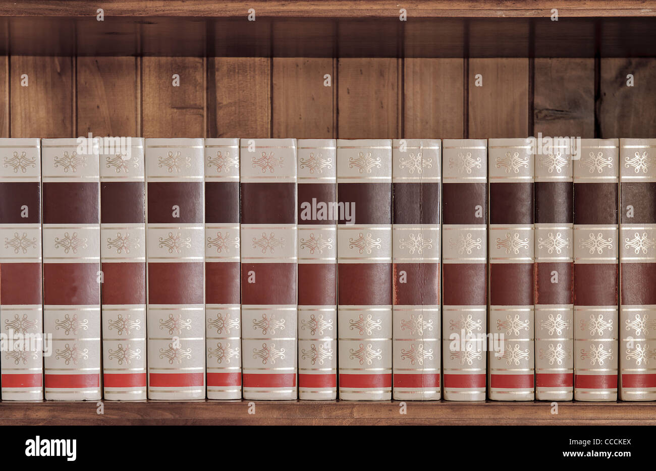 Leather bound books hi-res stock photography and images - Alamy