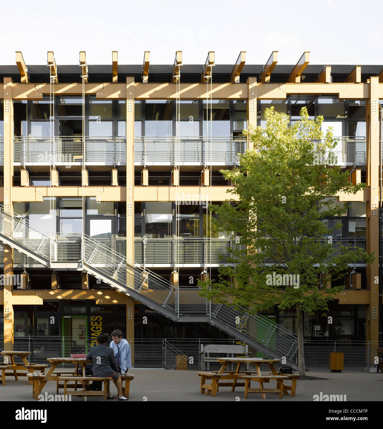 MOSSBOURNE COMMUNITY CENTRE ACADEMY SCHOOL, Richard Rogers Partnership ...