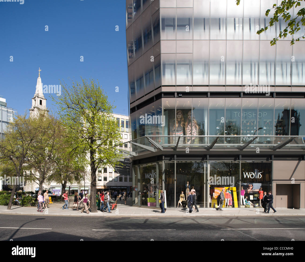 Cheapside street people city of london hi-res stock photography and ...