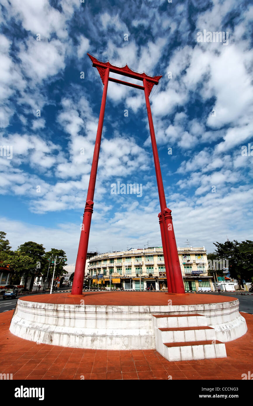 Giant Swing (Sao Ching Cha) | Bangkok Stock Photo - Alamy