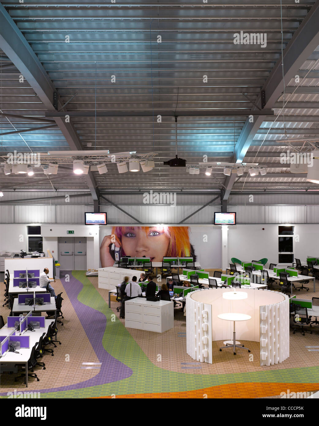 Call centre office large office hi-res stock photography and images - Alamy