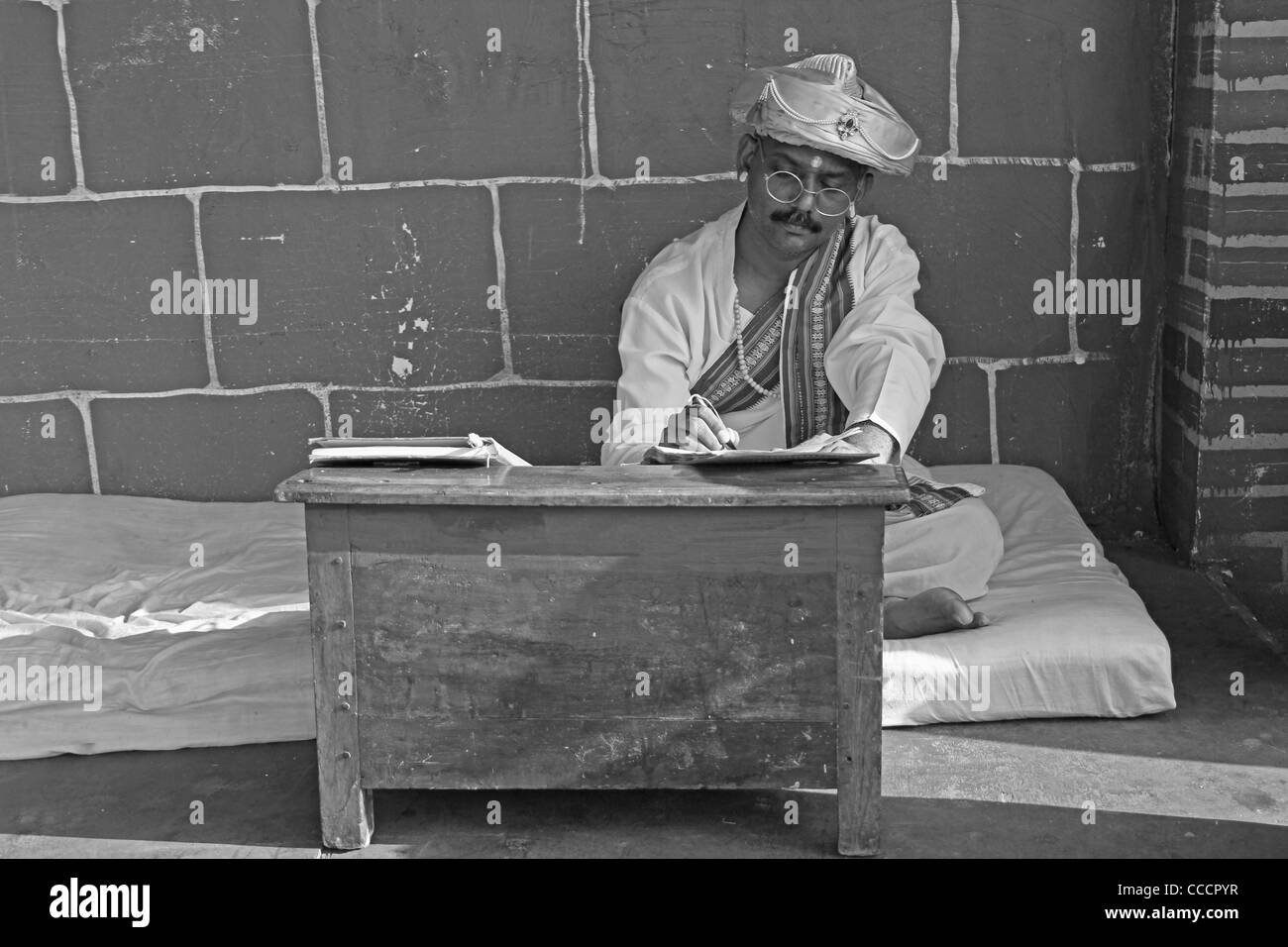 Image young money Black and White Stock Photos & Images - Alamy