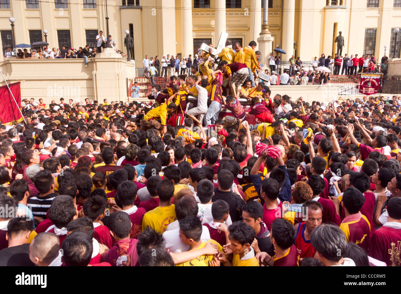 Annual Procession of Black Nazarene in Quiapo, Manila Philippines Stock ...