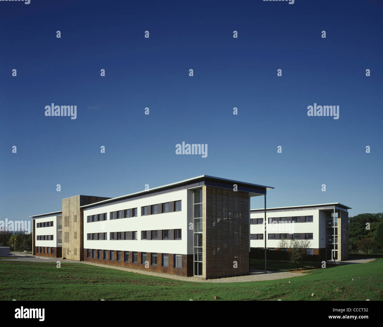 OPEN UNIVERSITY BUSINESS SCHOOL(THE MICHAEL YOUNG BUILDING) OVERALL OF ...