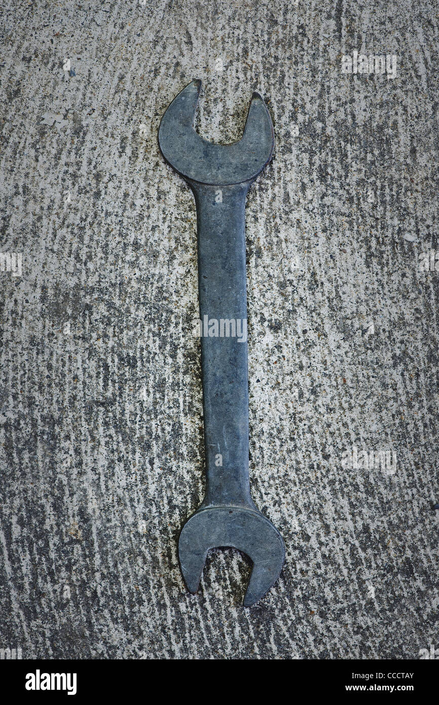 Antique open ended spanner resting hi-res stock photography and images ...