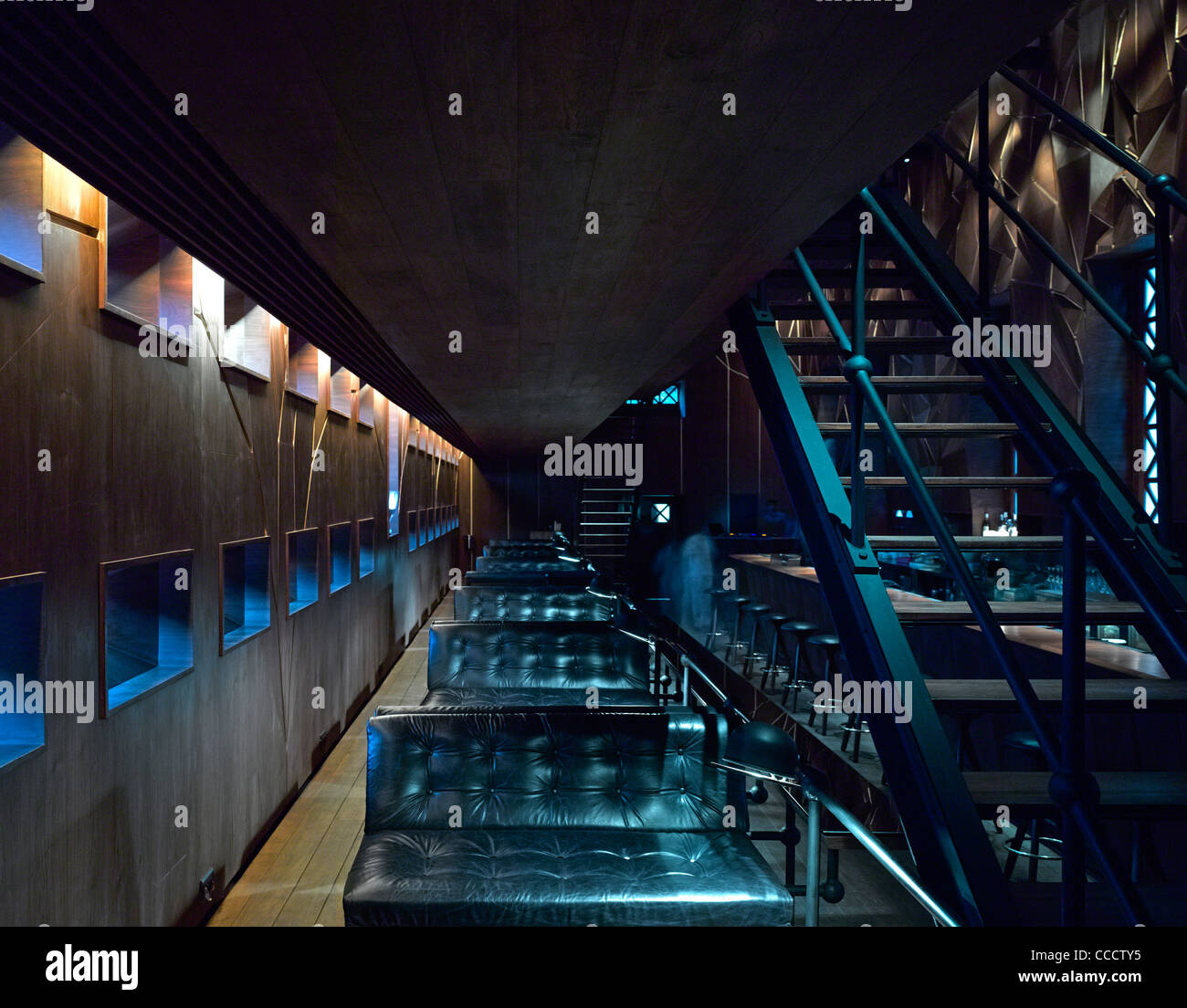 Delhi restaurant bar hi-res stock photography and images - Alamy