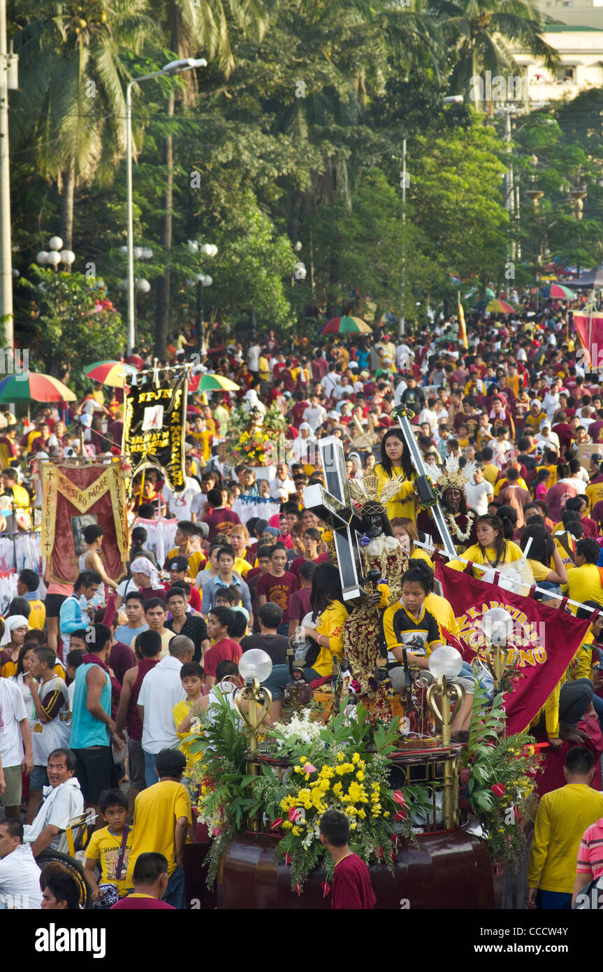 Annual Procession of Black Nazarene in Quiapo, Manila Philippines Stock ...