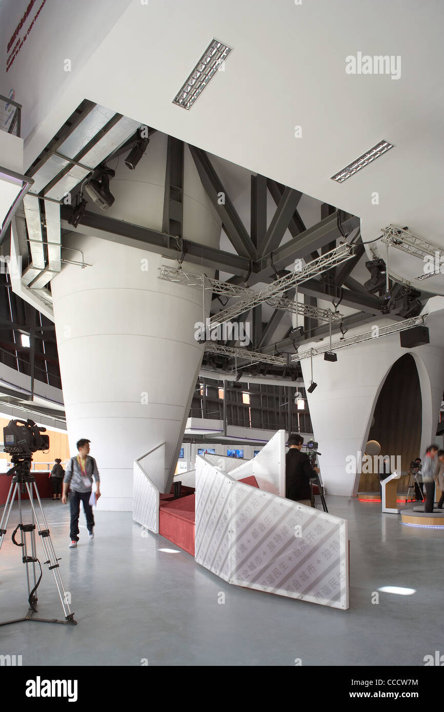 Two story pavilion hi-res stock photography and images - Alamy