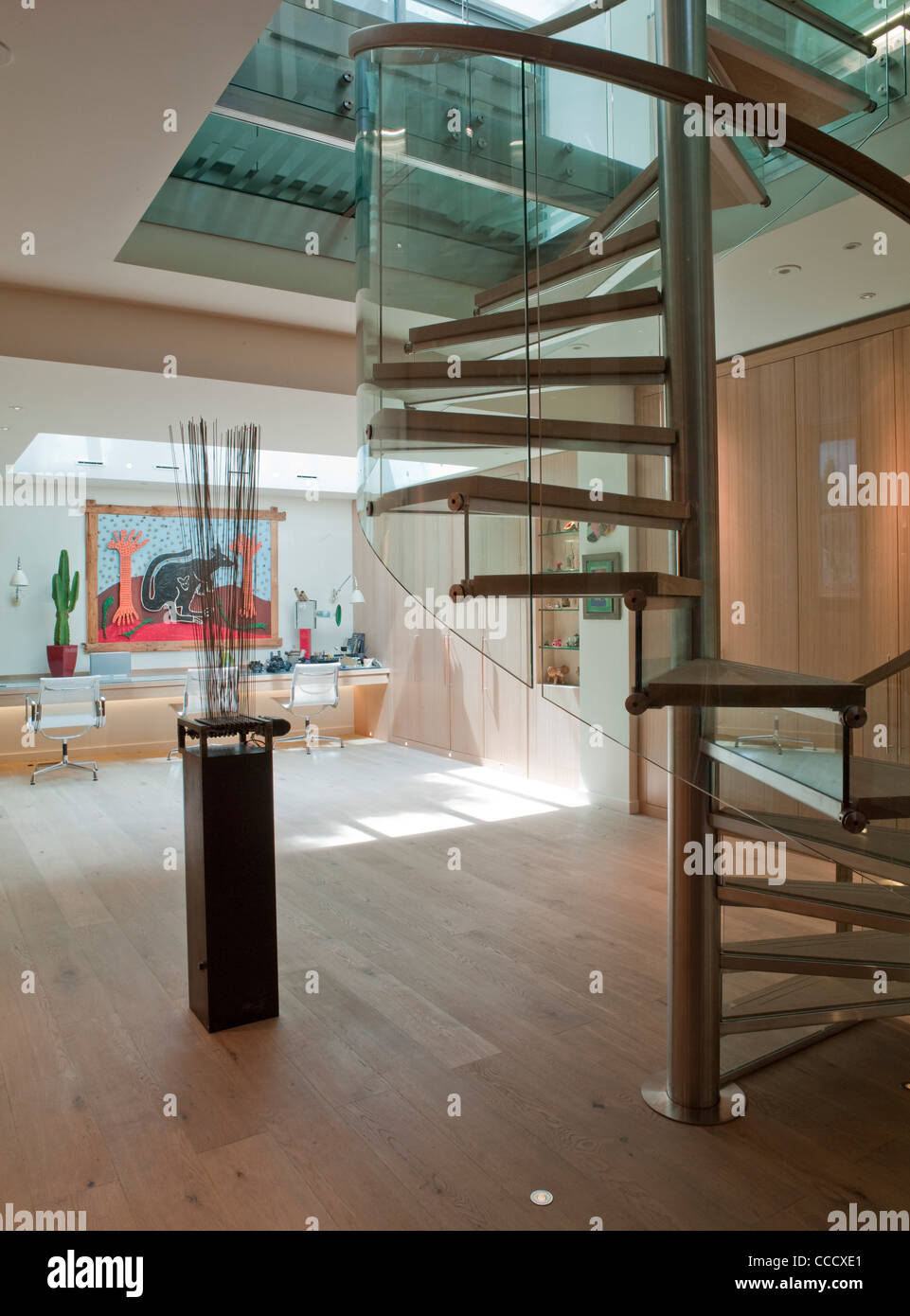 PRIVATE HOUSE LONDON GLASS AND NEW BASEMENT EXTENSION Stock Photo - Alamy