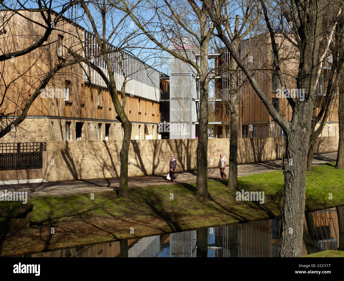 This Mixed Tenure 18-Unit Residential Development In The Thames Gateway ...