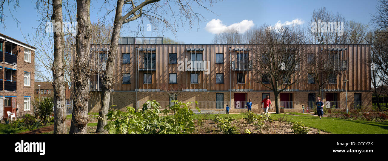 This Mixed Tenure 18-Unit Residential Development In The Thames Gateway ...