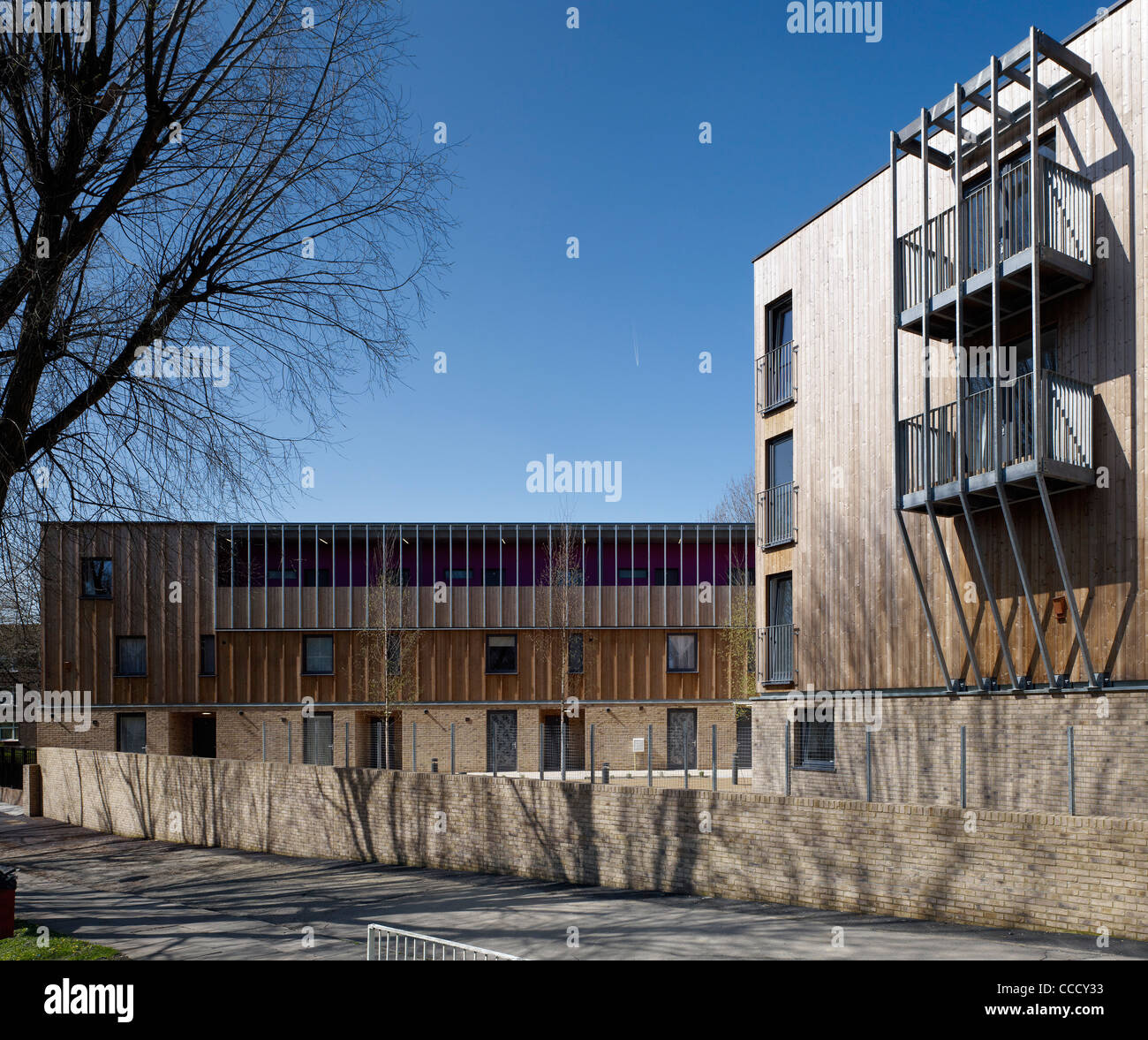 This Mixed Tenure 18-Unit Residential Development In The Thames Gateway ...