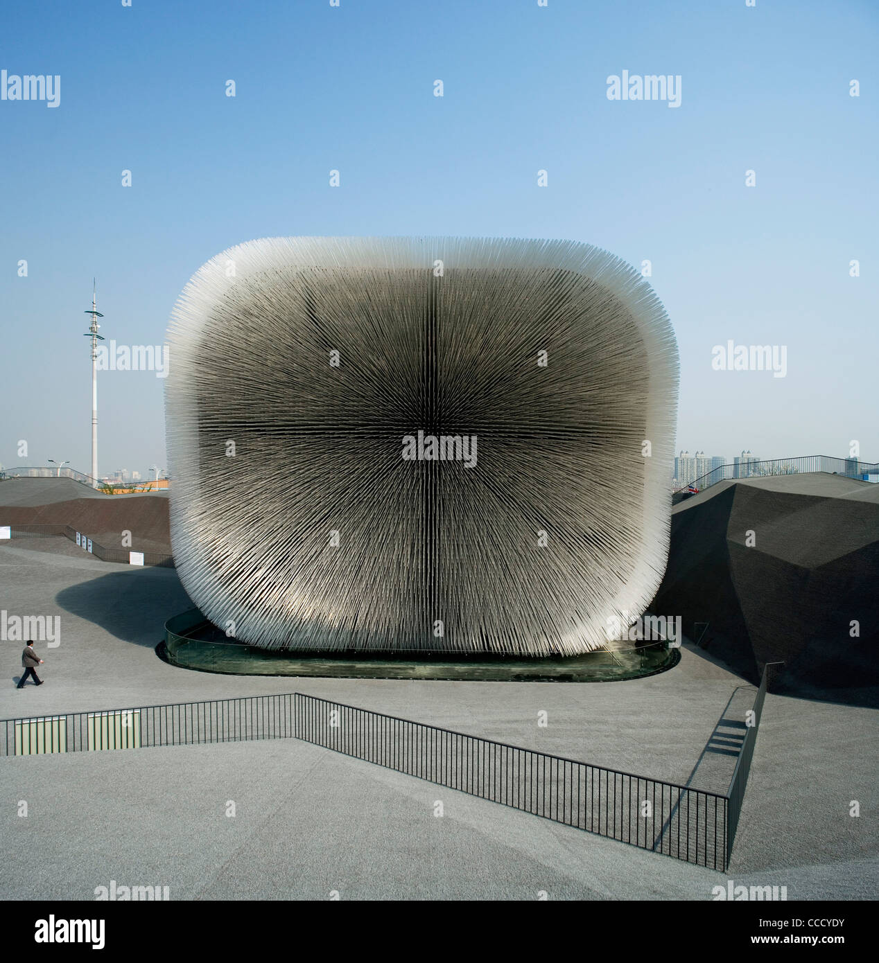 British Pavilion Designed By Thomas Heatherwick Architects Stock Photo ...