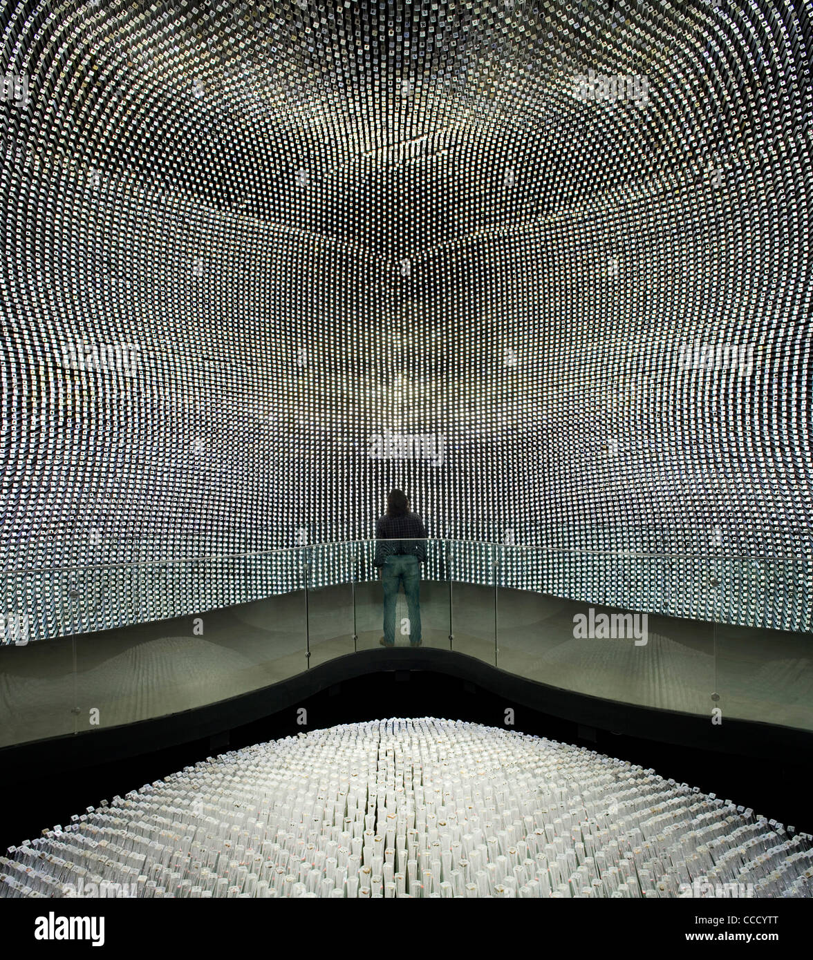 British Pavilion Designed By Thomas Heatherwick Architects Stock Photo ...