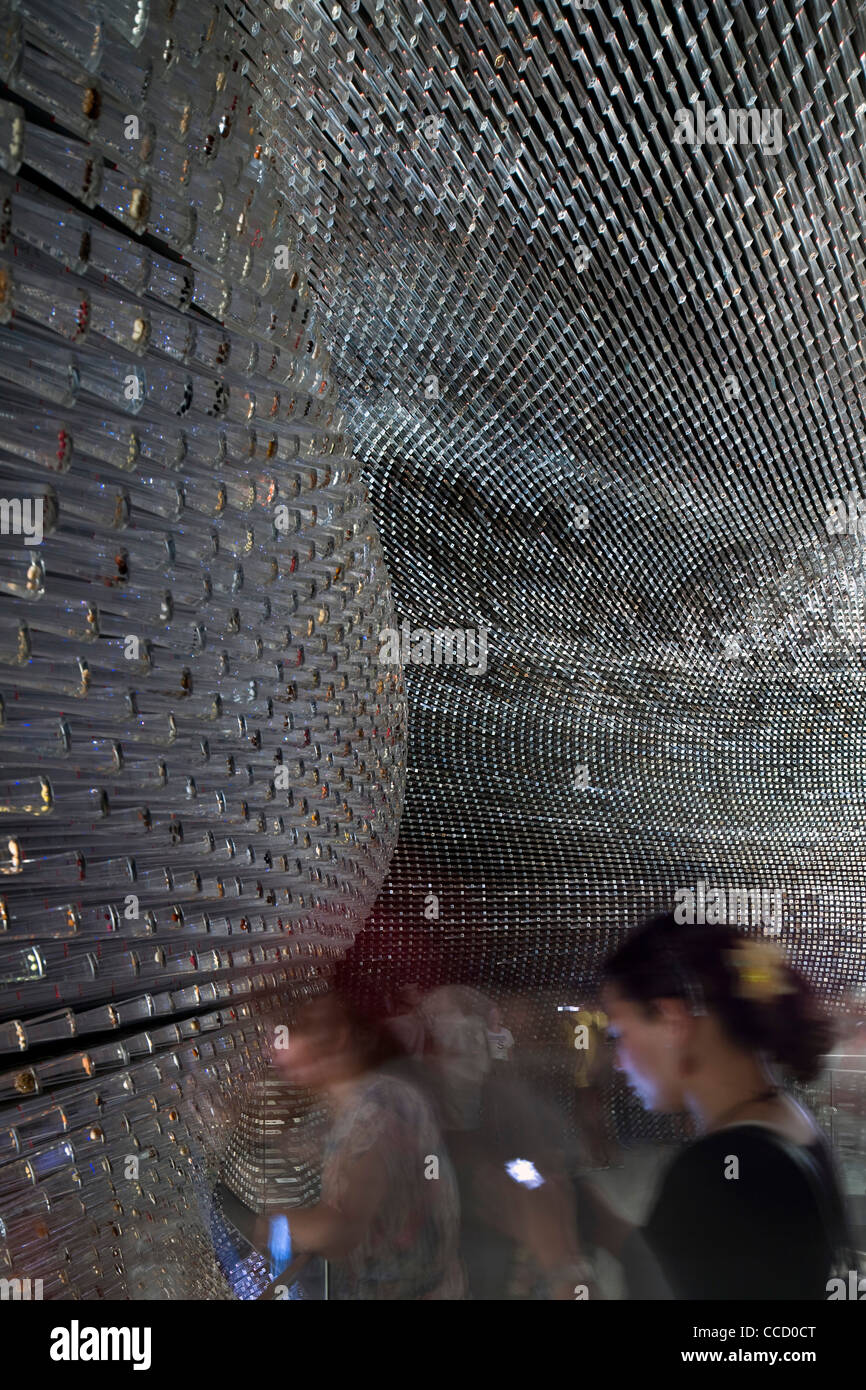 British Pavilion Designed By Thomas Heatherwick Architects Stock Photo ...